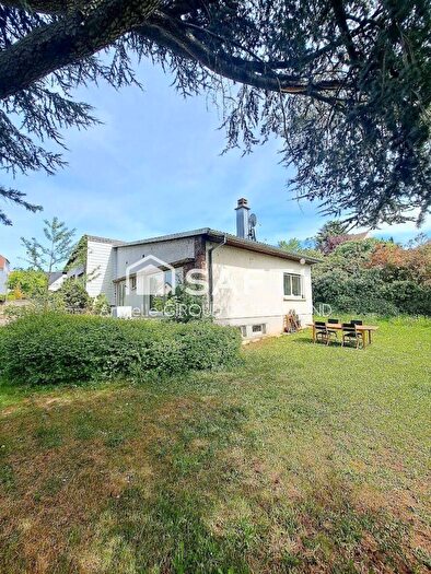 Dornach Est, Mulhouse : Maison 6 pièces à louer