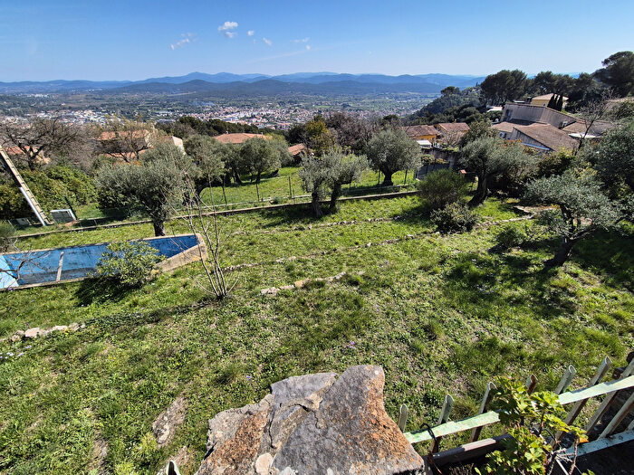 Maison à vendre - Solliès-Ville - 4 pièces - 3 chambres