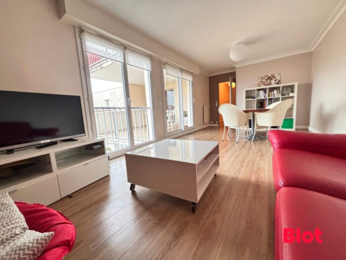 Appartement à vendre - Quartiers Sud-Ouest, Alma - 5 pièces - 4 chambres