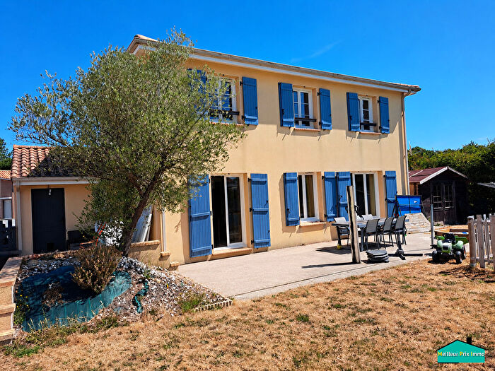 Maison 5 pièces à vendre - Saint-Étienne-de-Mer-Morte
