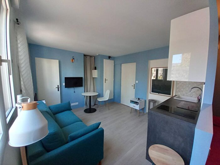 Appartement à louer - Le Grand Trou, Lyon ème arrondissement - 1 pièce