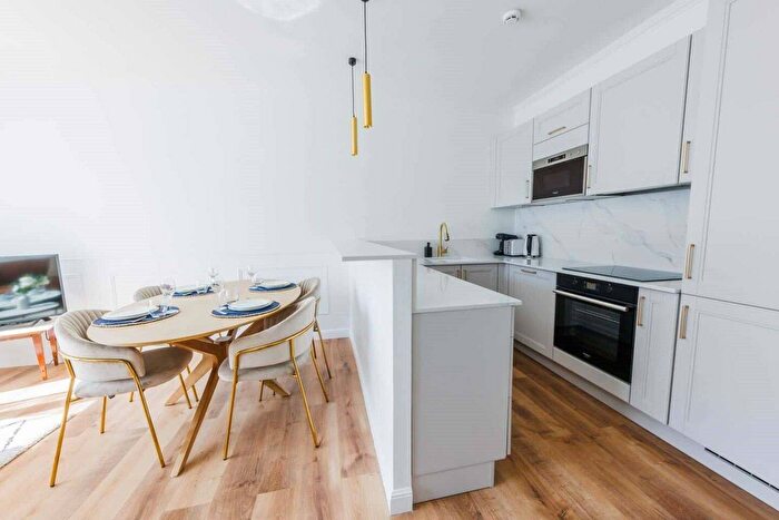 Appartement à louer - Pasteur Montparnasse, Paris ème arrondissement - 3 pièces - 2 chambres