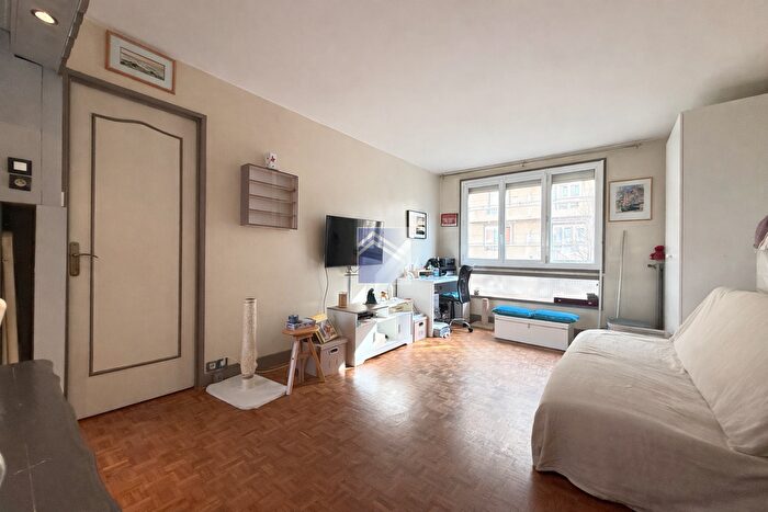 Appartement à vendre - Courbevoie, Bécon - 4 pièces - 3 chambres