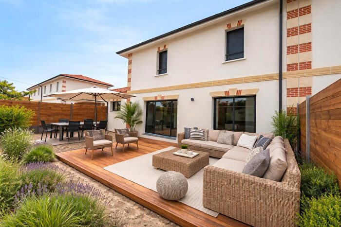 Maison à vendre - Gujan-Mestras - 6 pièces - 4 chambres