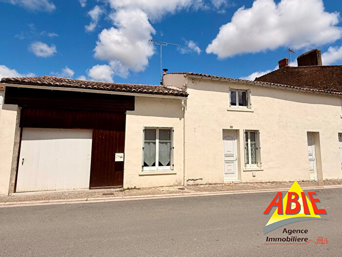 Maison 5 pièces à vendre à Maillezais