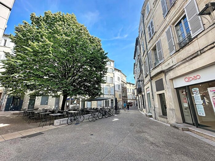 Appartement 3 pièces à vendre à Avignon, Palais des Papes, Zone Piétonne
