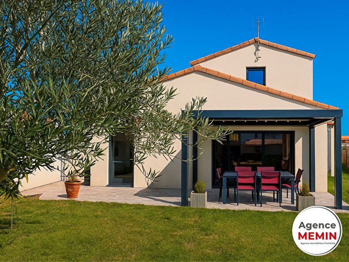 Maison à vendre - Les Sables-dOlonne - 5 pièces - 3 chambres