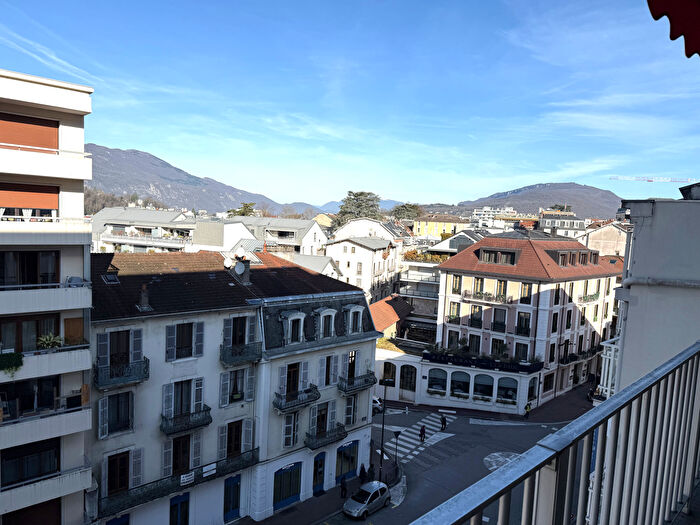 Appartement à vendre - Aix-les-Bains, Centre-ville - 2 pièces - 1 chambre