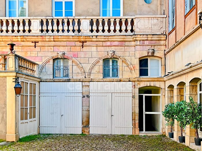 Appartement à vendre - Dijon, Centre-ville - 2 pièces - 1 chambre