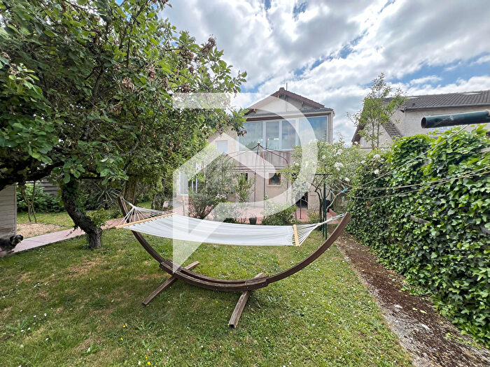 Maison à vendre - La Verrière - 5 pièces - 4 chambres