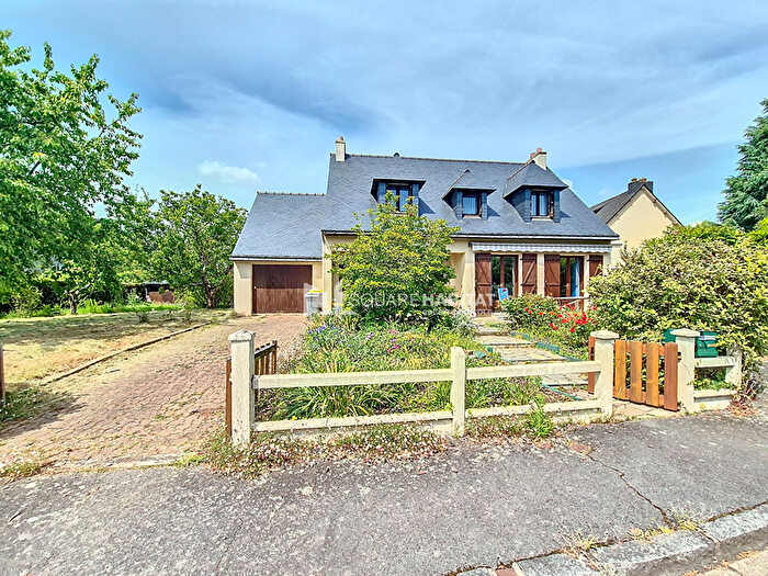 Maison à vendre - Montfort-sur-Meu - 5 pièces - 4 chambres