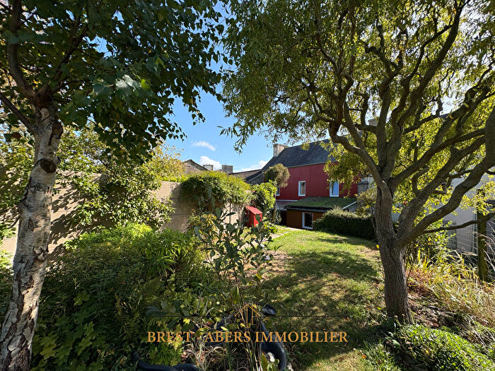 Lannilis - Maison 6 pièces à vendre