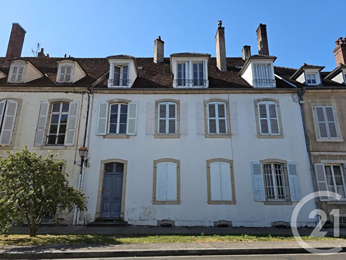 Appartement à vendre - Lons-le-Saunier, Centre-ville - 3 pièces - 2 chambres