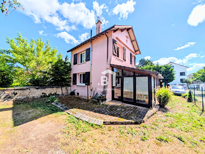 Maison 4 pièces à Bourgoin-Jallieu, L'Oiselet, La Maladière, La Grive, à vendre