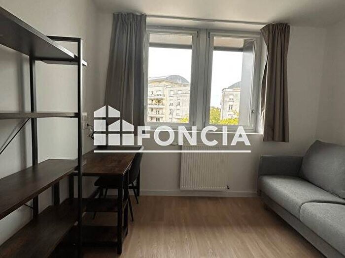 Appartement à louer - Fiacre-Chenault, Orléans - 1 pièce