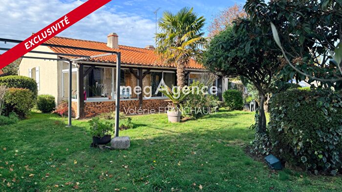 Maison à vendre - Luçon - 5 pièces - 3 chambres