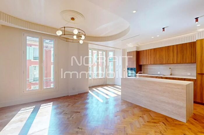 Appartement 3 pièces à Nice, Le Port, à vendre