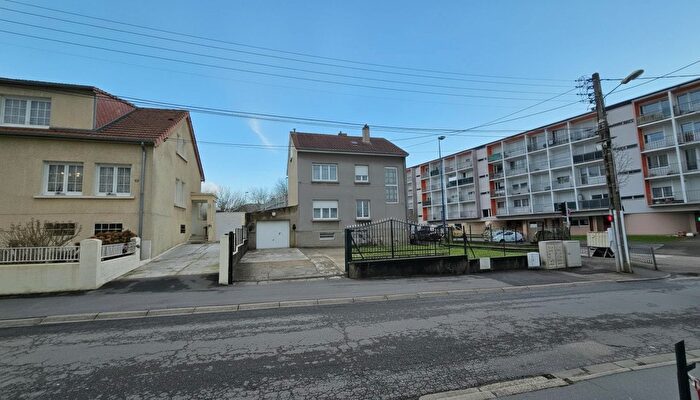 Maison à vendre - Yutz, Université, Cormontaigne, Zone des Carolingiens - 6 pièces - 4 chambres