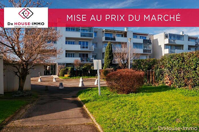 Saint-Priest, Revaison - Appartement 3 pièces à vendre