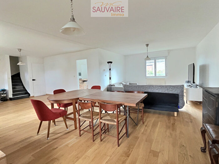 Maison à vendre - Savigny-sur-Orge, Cherchefeuilles - 6 pièces - 3 chambres