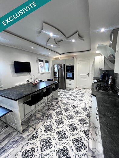 Villeneuve-Saint-Georges, Fort : Maison 8 pièces à vendre