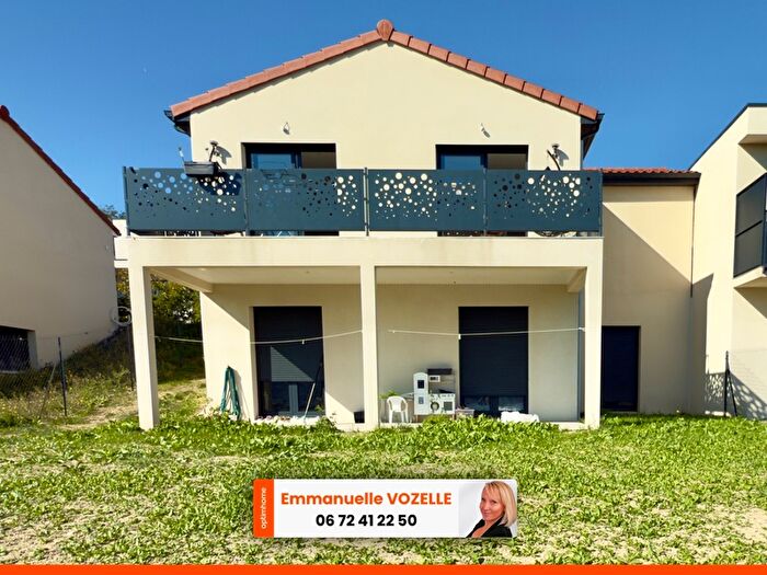 Maison à vendre - Les Martres-de-Veyre - 4 pièces - 3 chambres