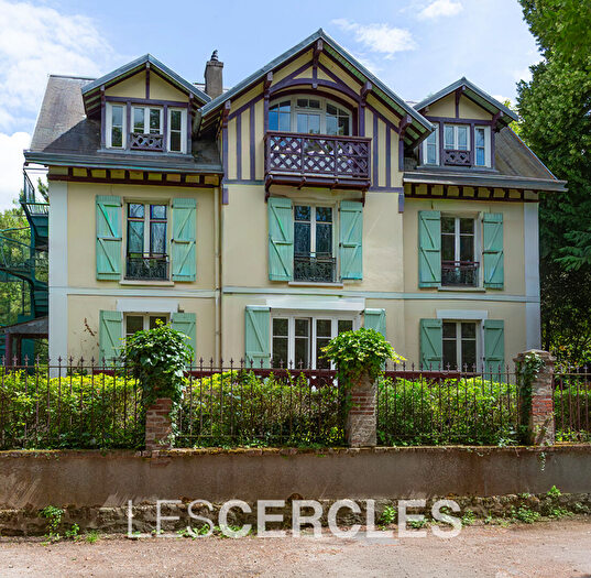 Maison 11 pièces à vendre à Rueil-Malmaison, Bords de Seine