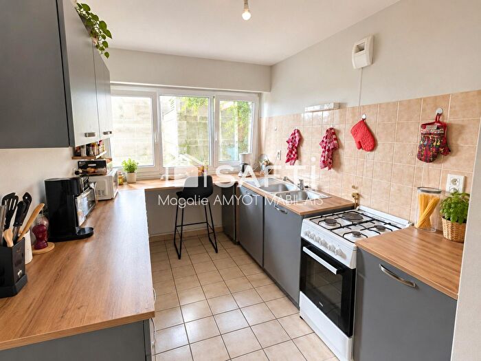 Appartement 4 pièces à Cognac, Champ de Foire, à louer