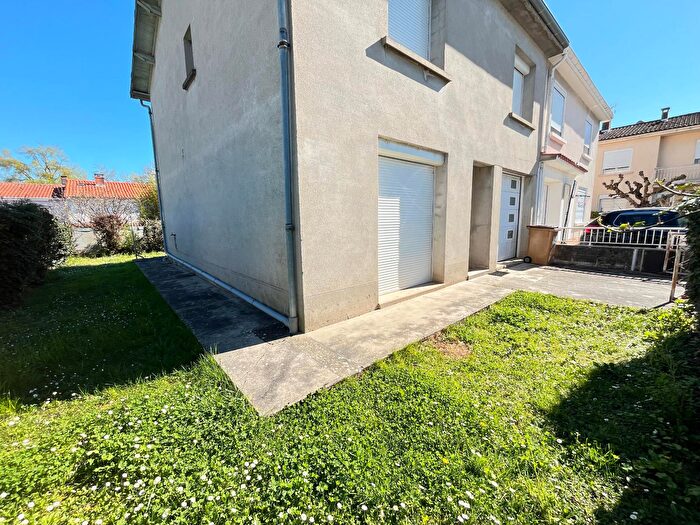 Maison à vendre - Saint-Juéry - 5 pièces - 4 chambres