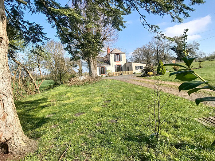 Maison à vendre - Montrelais - 4 pièces - 3 chambres