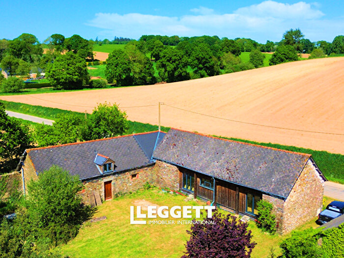 Saint-Thélo : Maison 2 pièces à vendre