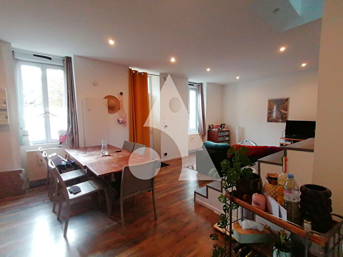 Maison à vendre - Montceau-les-Mines, Bellevue - 4 pièces - 3 chambres