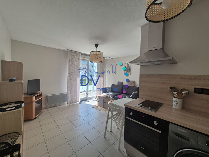 Appartement à louer - Lyon e , Bachut, Transvaal - 2 pièces - 1 chambre