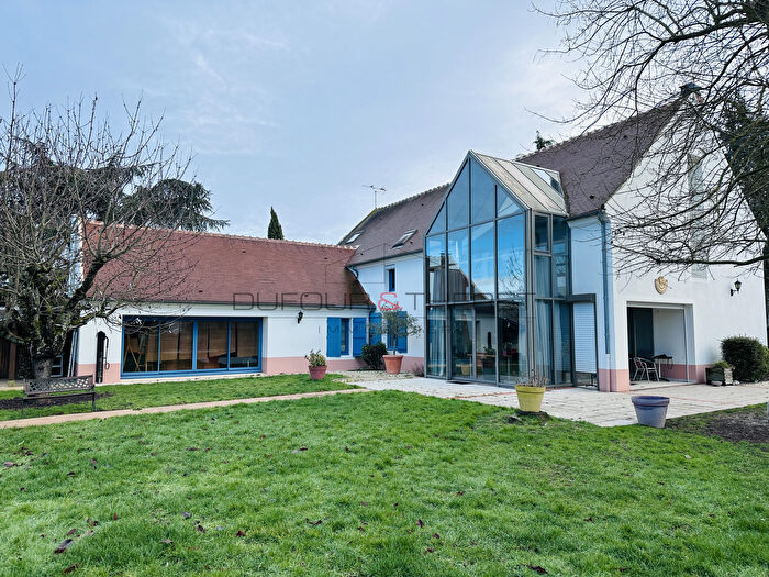 Maison à vendre - Rozay-en-Brie - 8 pièces - 4 chambres