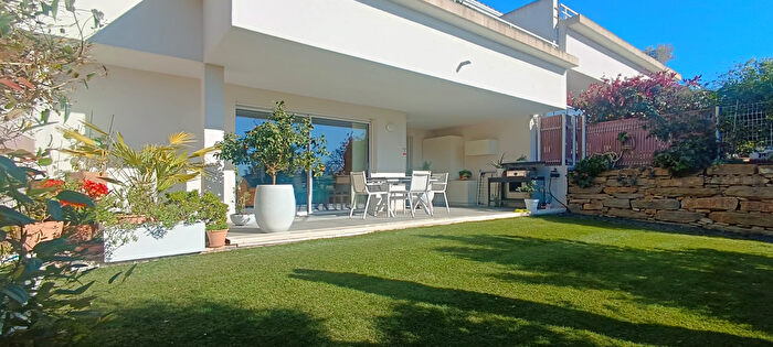 Appartement à vendre - Six-Fours-les-Plages, Les Lones, Bucarin, Fort, Les Playes - 3 pièces - 2 chambres