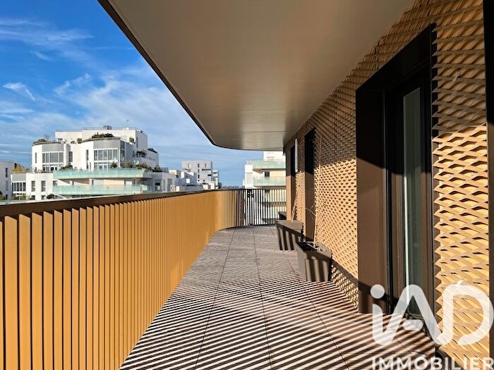 Appartement à louer - Rueil-Malmaison, Mont Valerien - 4 pièces - 3 chambres