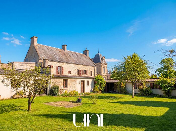 Maison à vendre - Bayeux, Vallée des Prés - 11 pièces - 5 chambres