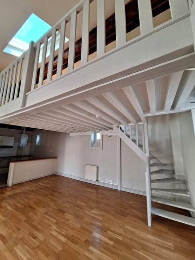 Appartement à louer - Saint Vincent, Lyon er arrondissement - 2 pièces - 2 chambres