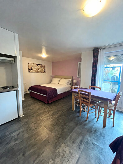 Appartement 1 pièce à louer - Saint-Maur-des-Fossés, Adamville