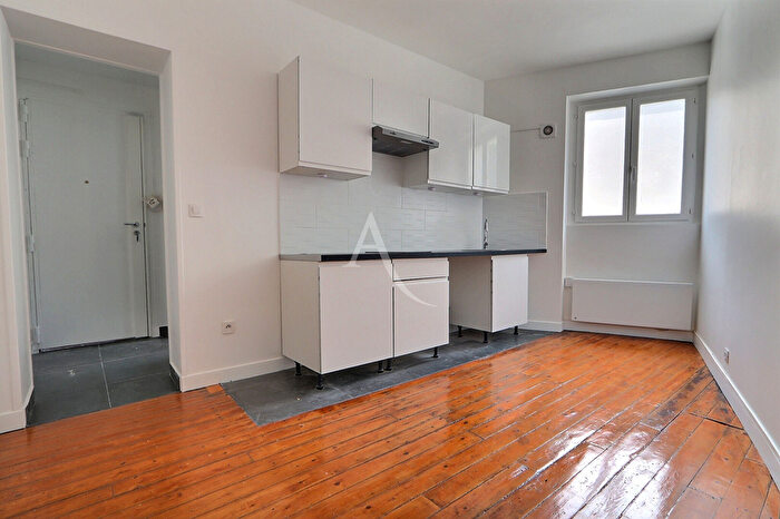 Pantin, Quatre Chemins Nord - Appartement 2 pièces à louer