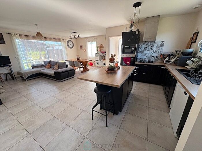 Maison à vendre - Saint-Pierre-dEyraud - 4 pièces - 3 chambres