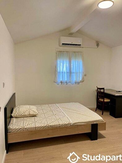 Appartement à louer - La Glacière-Mondésir, Mérignac - 1 pièce - 1 chambre