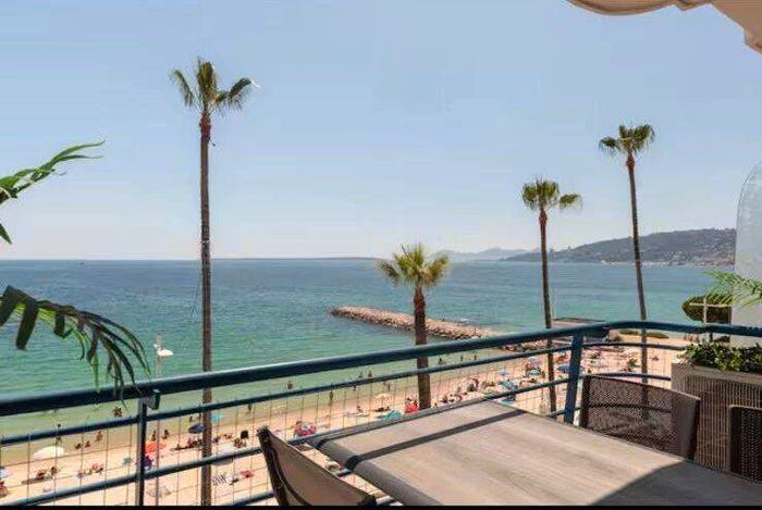 Pont Dulys, Antibes : Appartement 1 pièce à louer