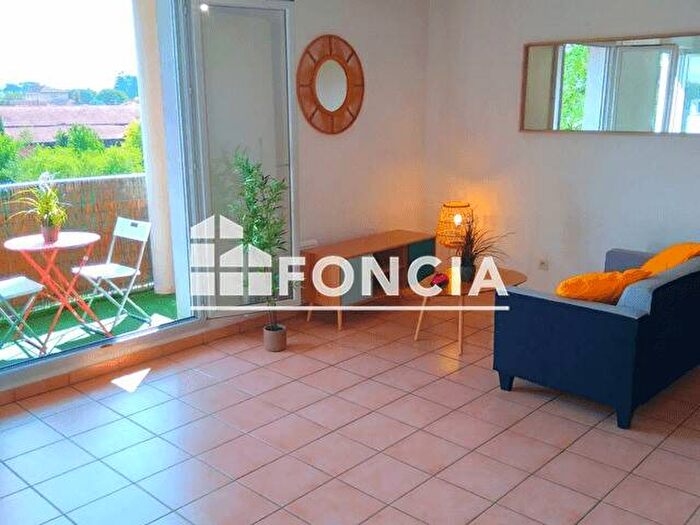 Appartement à louer - Le Grand Vivier-Le Garet-Pontbichet-Troussier, Villefranche-sur-Saône - 2 pièces - 1 chambre