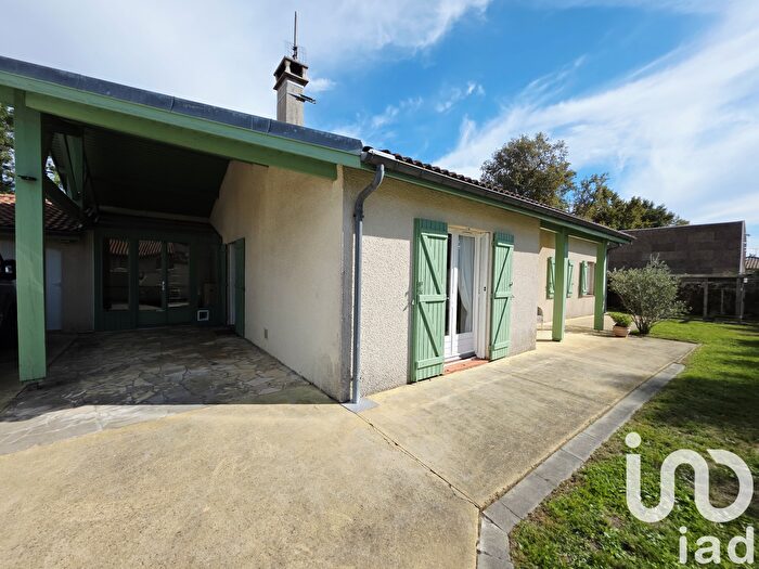 Maison à vendre - Pessac, CCLAPS, La Châtaigneraie - 6 pièces - 5 chambres