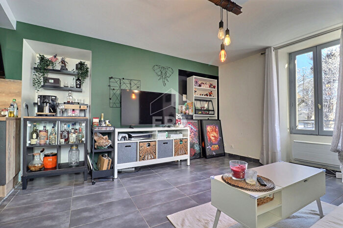 Maison à vendre - Pussay - 4 pièces - 3 chambres