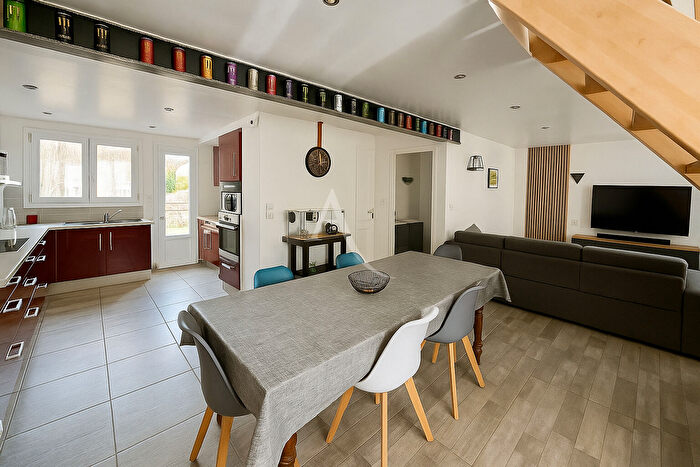 Maison à vendre - Courtalain - 4 pièces - 3 chambres