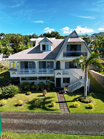 Maison à vendre - Petite-Île, Centre-ville, Piton du Calvaire - 6 pièces - 5 chambres