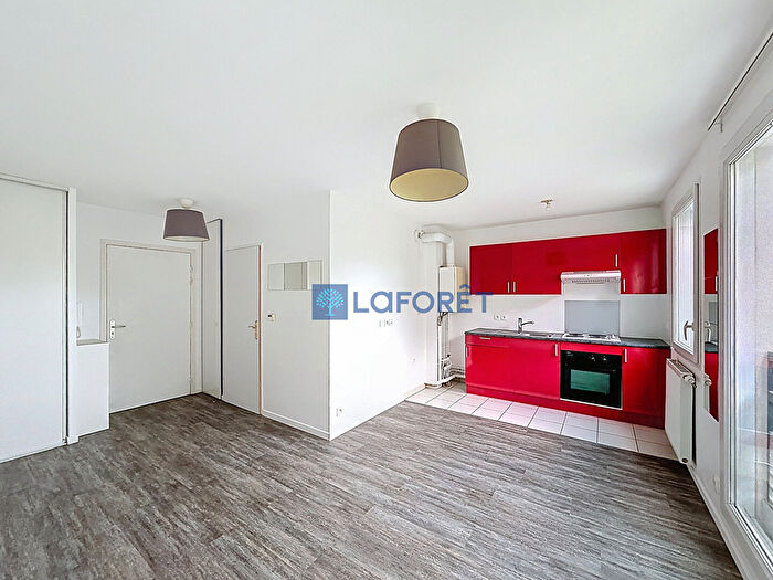 Appartement à vendre - Saint-Pierre-du-Perray - 2 pièces - 1 chambre