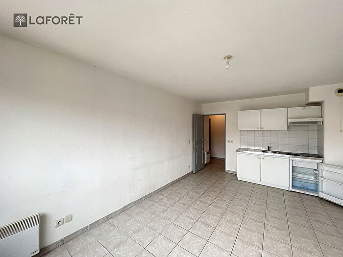 Salon-de-Provence, Morgan, Gare : Appartement 1 pièce à louer